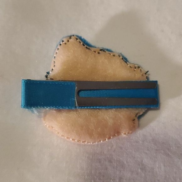 Yogi & Cecil's Boutique | Accessories | New Bubble Guppies Gil Felt ...